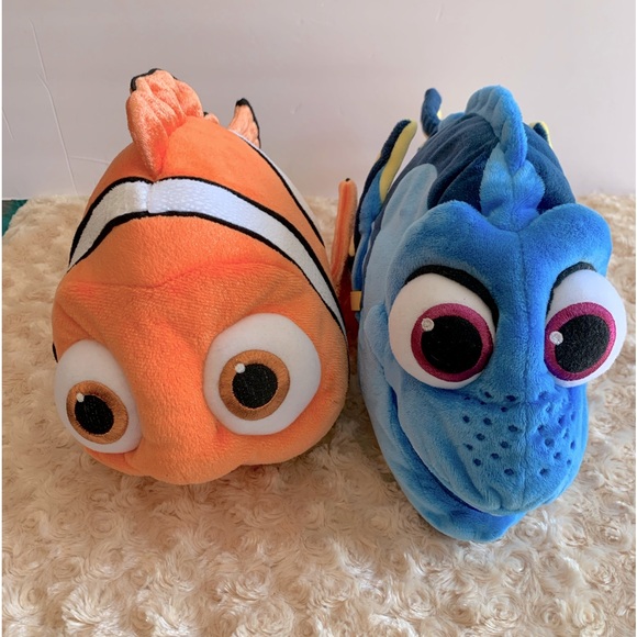 Disney | Toys | Disney Store Finding Nemo And Finding Dory Large Plush ...